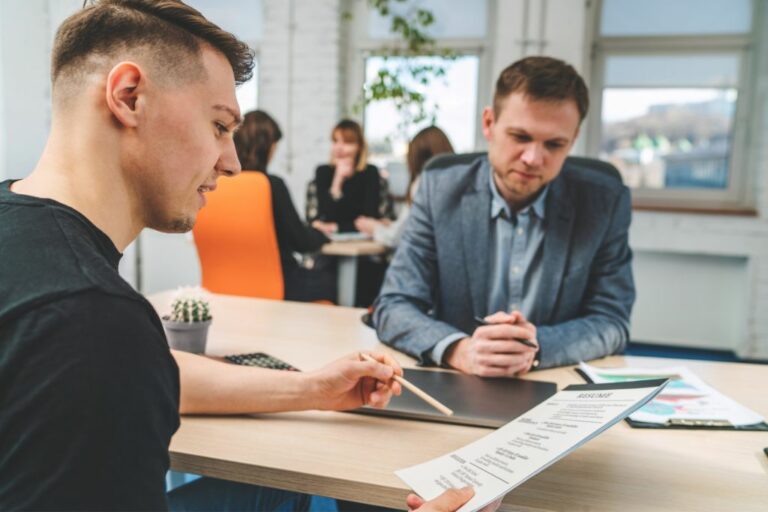 Top Personality Interview Questions to Ask Candidates